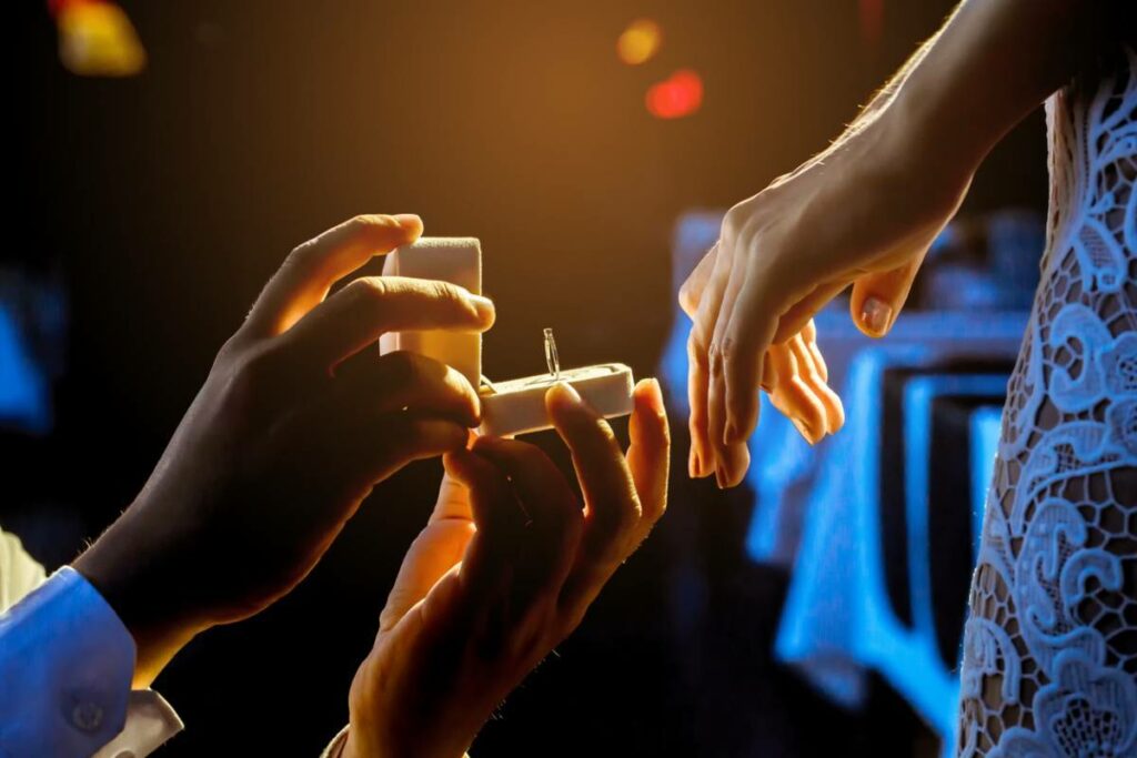 Comment réussir votre fête de fiançailles